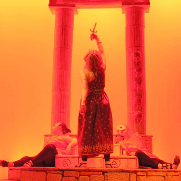 “MEDEA” PRODUCTION PHOTOS | Theatre