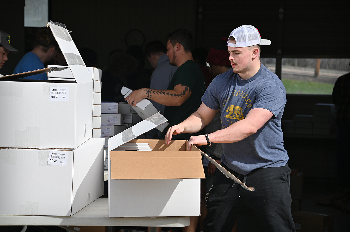 EOU’s GO STEM Hub gets help from EOU football team | Eastern Oregon ...