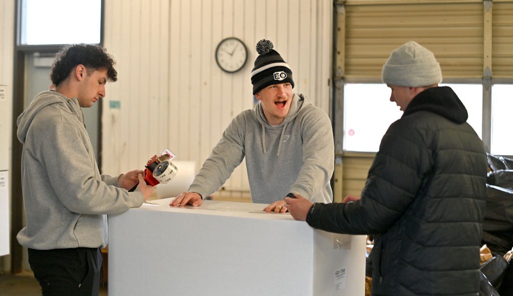 Eastern Oregon University Football Players Partner with GO STEM Program ...