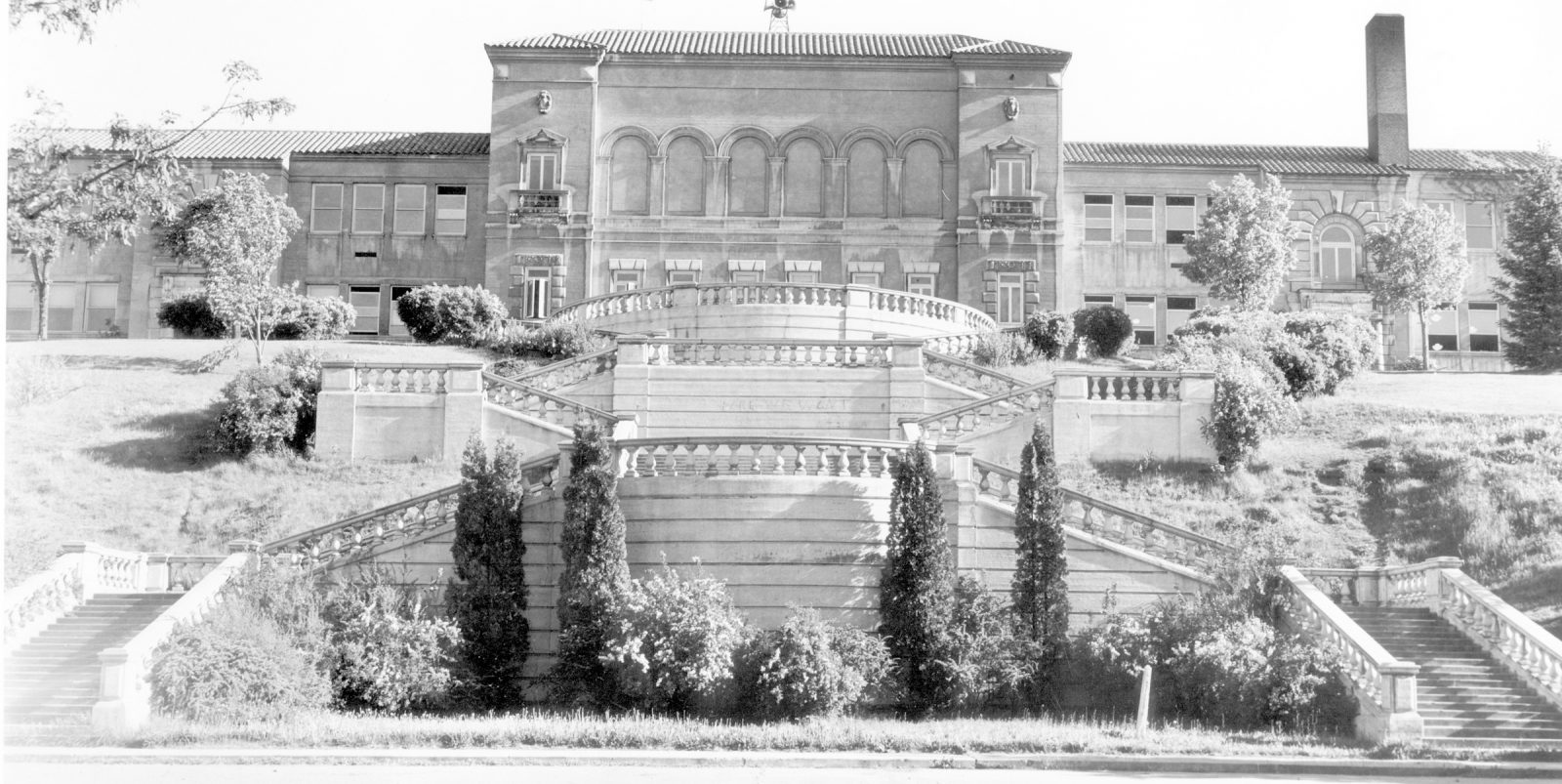 Grand Staircase Reconstruction | Eastern Oregon University